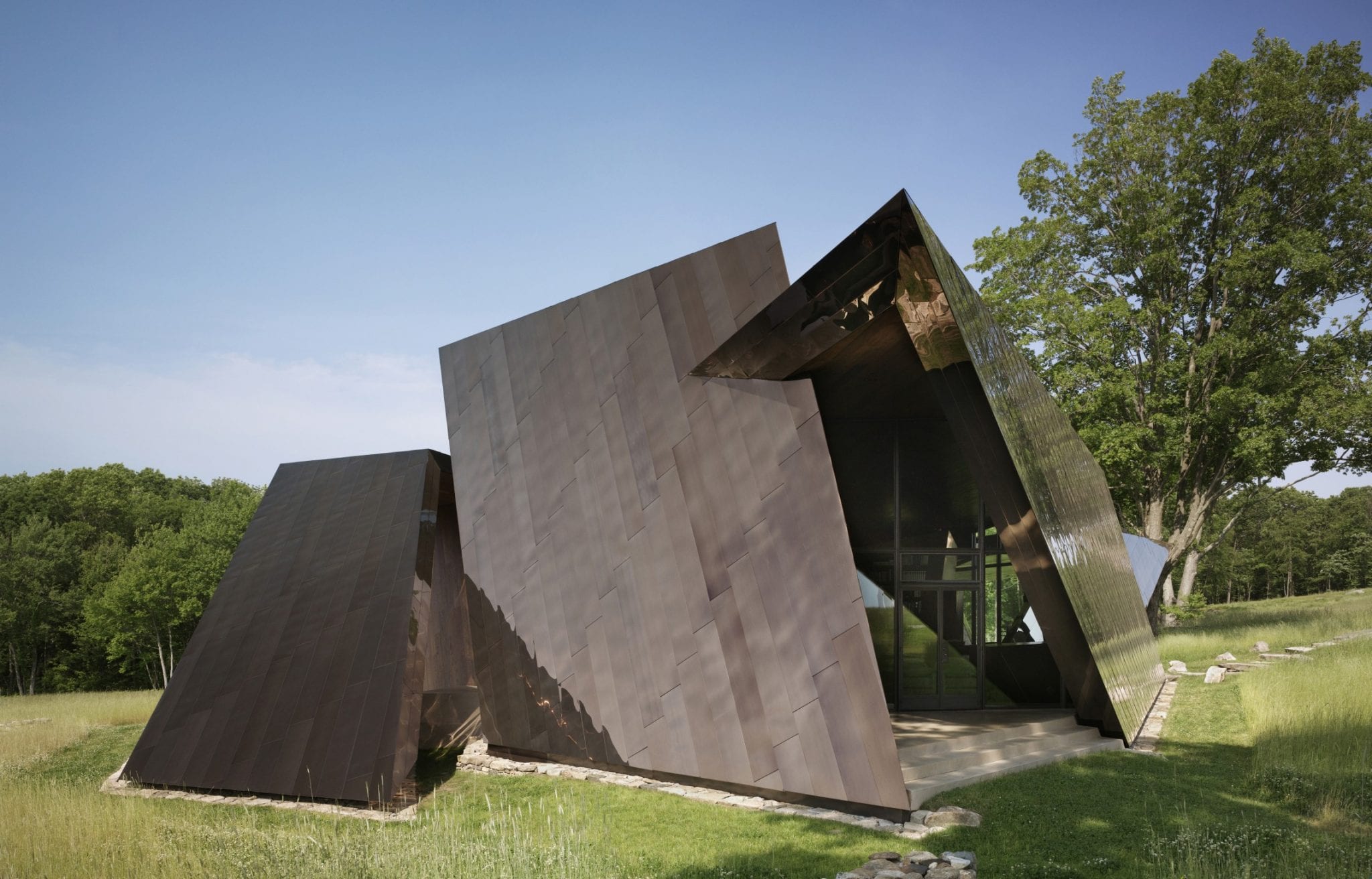 18:36:54 House - The House Tours